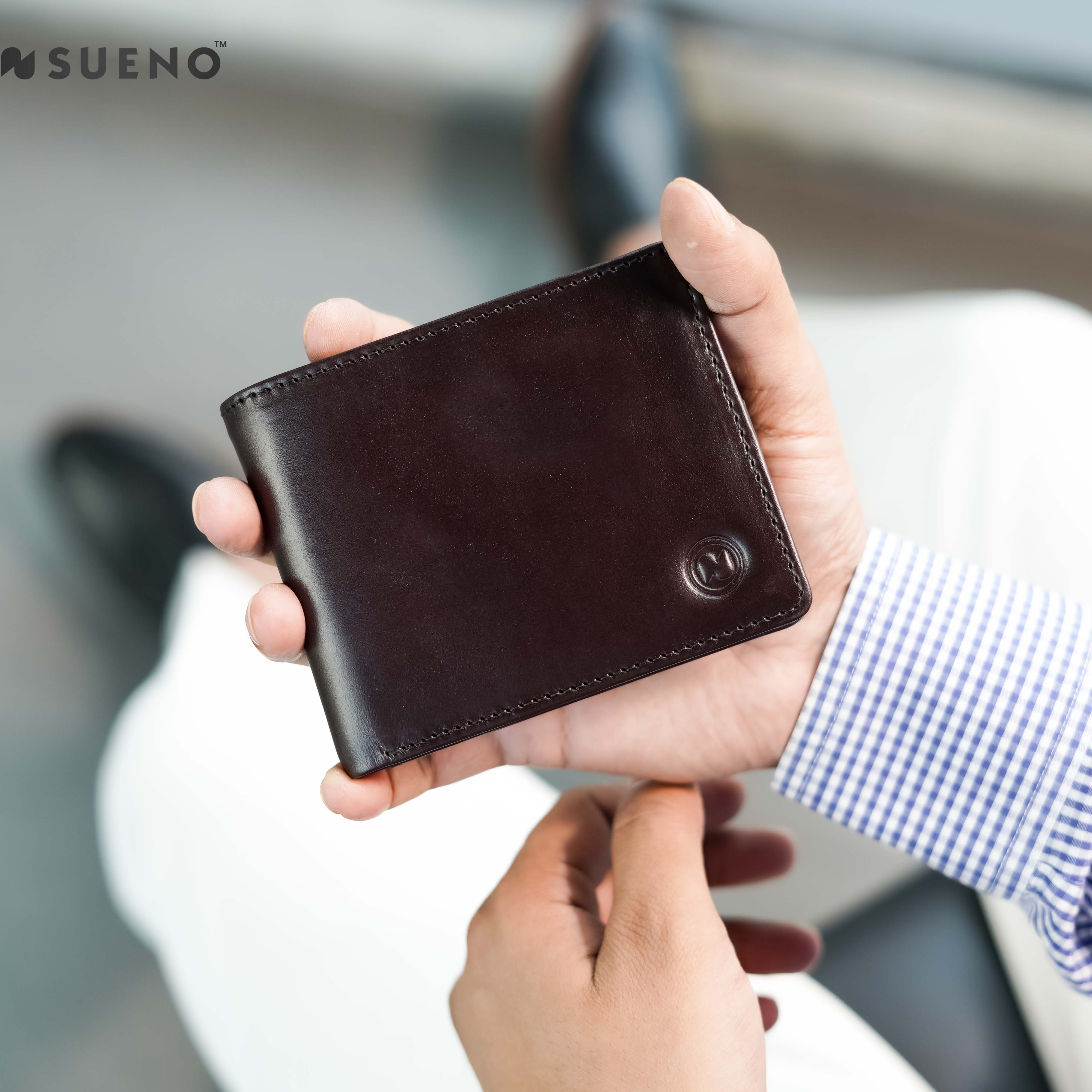Classic Bi-Fold Wallet – SUENO